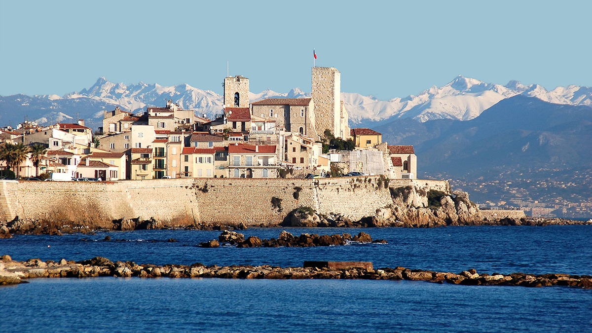 Corporate retreats and experiences for team growth in the Côte d'Azur